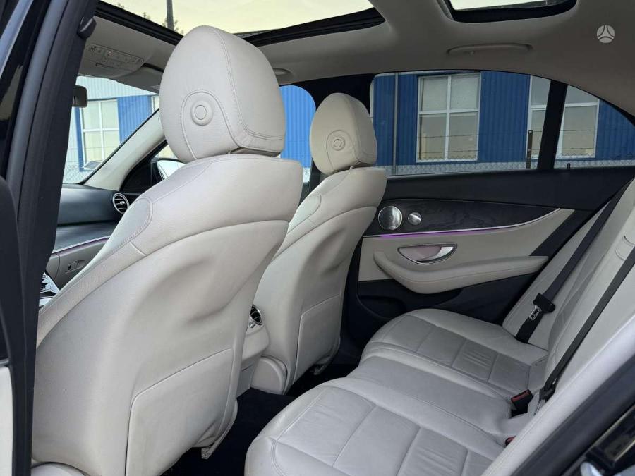 Melns Mercedes-Benz E 220 2016 Tauragė, ar dzinēja tilpumu 2.00 L un nobraukumu 252 tūkst. km par 17600 €, foto 27 vietnē AUTOMOTO.COM.LV