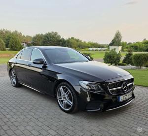 Black Mercedes-Benz E 220 2016 in Alytus, with an engine capacity of 1.95 L and mileage of 339 thousand km for 18500 €, photo  on AUTOMOTO.COM.LV