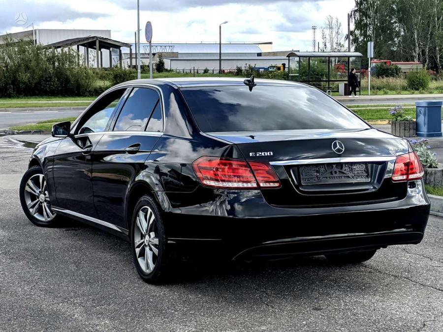Черный Мерседес E 220 2016 в Кретинга, объемом двигателя 2.14 л и пробегом 250 тыс. км за 10850 €, фото 8 на AUTOMOTO.COM.LV