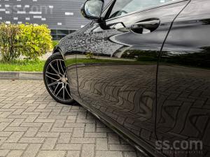Black Mercedes-Benz E 220 2016 in Jelgava, with an engine capacity of 2.00 L and mileage of 245 thousand km for 17900 €, photo 12 on AUTOMOTO.COM.LV