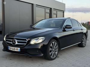 Черный Мерседес E 220 2016 в Таураге, объемом двигателя 2.00 л и пробегом 254 тыс. км за 17300 €, фото 3 на AUTOMOTO.COM.LV