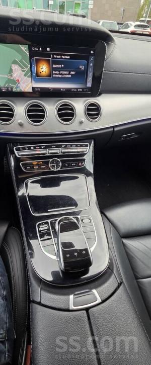 Melns Mercedes-Benz E 220 2016 Rīga, ar dzinēja tilpumu 2.00 L un nobraukumu 332 tūkst. km par 17000 €, foto 8 vietnē AUTOMOTO.COM.LV