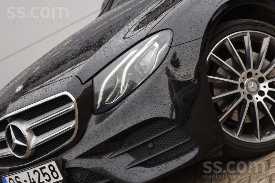 Melns Mercedes-Benz E 220 2016 Rīga, ar dzinēja tilpumu 2.00 L un nobraukumu 332 tūkst. km par 15995 €, foto 3 vietnē AUTOMOTO.COM.LV