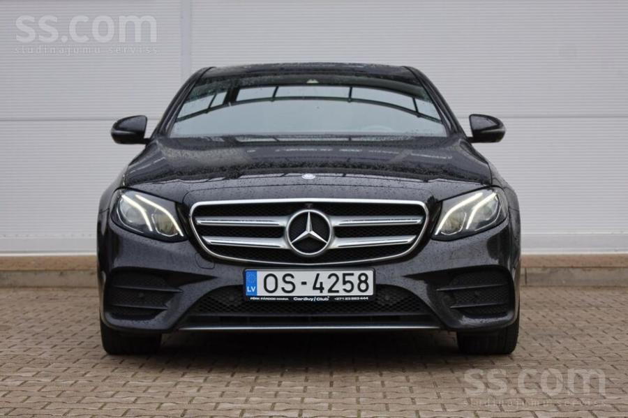 Черный Мерседес E 220 2016 в Рига, объемом двигателя 2.00 л и пробегом 332 тыс. км за 15995 €, фото 4 на AUTOMOTO.COM.LV