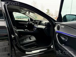 Black Mercedes-Benz E 220 2017 in Rezekne, with an engine capacity of 2.00 L and mileage of 199 thousand km for 8000 €, photo 8 on AUTOMOTO.COM.LV