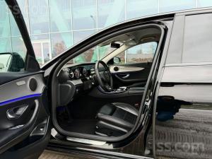Black Mercedes-Benz E 220 2017 in Rezekne, with an engine capacity of 2.00 L and mileage of 199 thousand km for 8000 €, photo 12 on AUTOMOTO.COM.LV