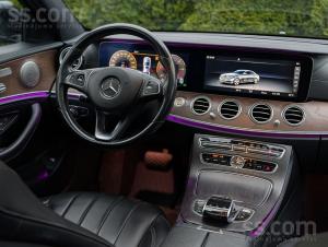Melns Mercedes-Benz E 220 2017 Jūrmala, ar dzinēja tilpumu 2.00 L un nobraukumu 309 tūkst. km par 17500 €, foto 25 vietnē AUTOMOTO.COM.LV