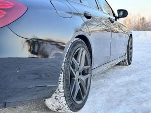 Melns Mercedes-Benz E 220 2017 Viļņa, ar dzinēja tilpumu 1.95 L un nobraukumu 360 tūkst. km par 17499 €, foto 15 vietnē AUTOMOTO.COM.LV