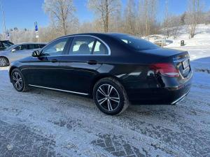 Melns Mercedes-Benz E 220 2017 Viļņa, ar dzinēja tilpumu 1.95 L un nobraukumu 135 tūkst. km par 23500 €, foto 4 vietnē AUTOMOTO.COM.LV