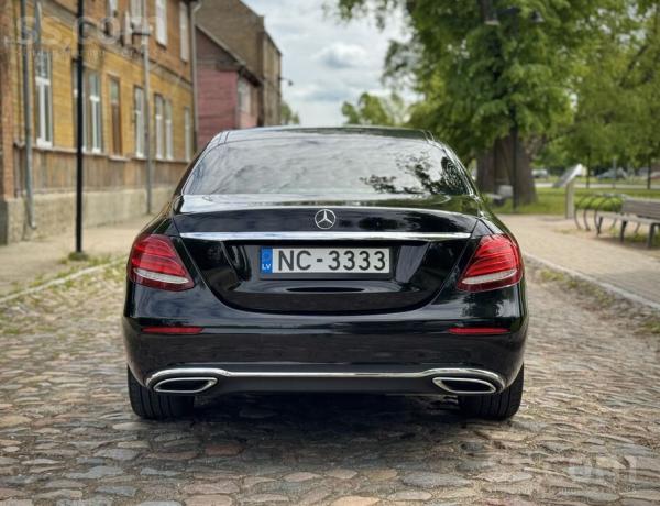 Black Mercedes-Benz E 220 2017 in Jelgava, with an engine capacity of 2.00 L and mileage of 0 thousand km for 20000 €, photo 6 on AUTOMOTO.COM.LV