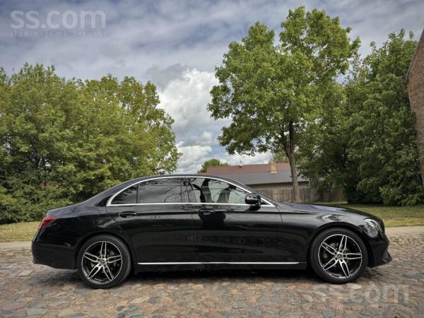 Black Mercedes-Benz E 220 2017 in Jelgava, with an engine capacity of 2.00 L and mileage of 0 thousand km for 20000 €, photo 8 on AUTOMOTO.COM.LV