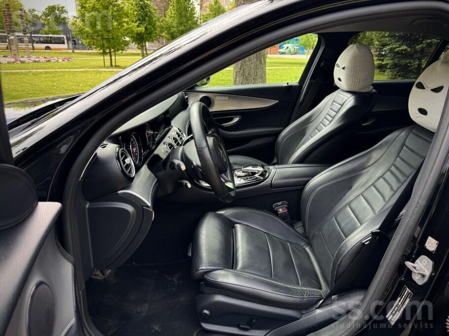 Black Mercedes-Benz E 220 2017 in Jelgava, with an engine capacity of 2.00 L and mileage of 0 thousand km for 20000 €, photo 10 on AUTOMOTO.COM.LV