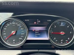 Black Mercedes-Benz E 220 2017 in Jelgava, with an engine capacity of 2.00 L and mileage of 0 thousand km for 20000 €, photo 17 on AUTOMOTO.COM.LV