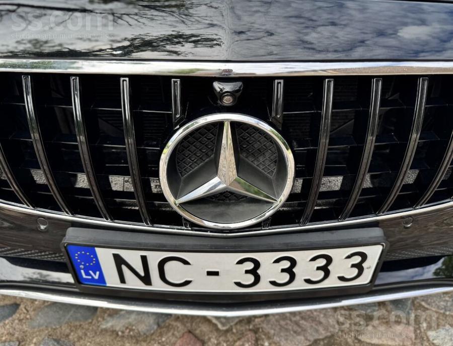 Black Mercedes-Benz E 220 2017 in Jelgava, with an engine capacity of 2.00 L and mileage of 0 thousand km for 20000 €, photo 29 on AUTOMOTO.COM.LV