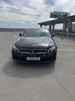 Черный Мерседес E 220 2017 в Вильнюс, объемом двигателя 1.95 л и пробегом 281 тыс. км за 17999 €, фото 10 на AUTOMOTO.COM.LV