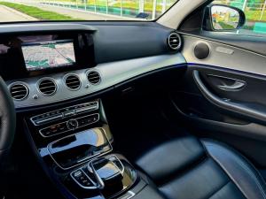 Black Mercedes-Benz E 220 2017 in Riga, with an engine capacity of 2.00 L and mileage of 199 thousand km for 17490 €, photo 12 on AUTOMOTO.COM.LV
