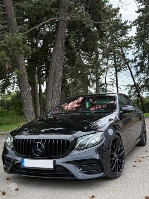 Черный Мерседес E 220 2017 в Вильнюс, объемом двигателя 0.00 л и пробегом 280 тыс. км за 19500 €, фото  на AUTOMOTO.COM.LV