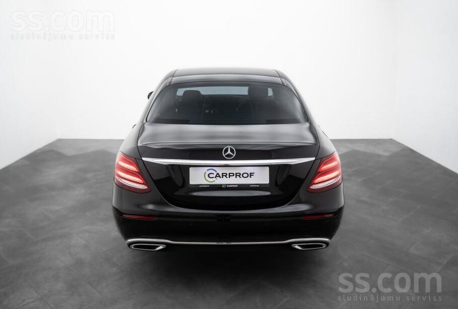Black Mercedes-Benz E 220 2017 in Tallinn, with an engine capacity of 2.00 L and mileage of 260 thousand km for 16999 €, photo 7 on AUTOMOTO.COM.LV
