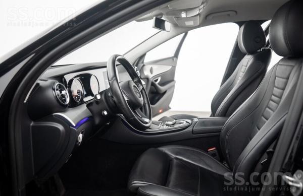 Черный Мерседес E 220 2017 в Таллин, объемом двигателя 2.00 л и пробегом 260 тыс. км за 16999 €, фото 8 на AUTOMOTO.COM.LV