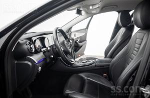 Black Mercedes-Benz E 220 2017 in Tallinn, with an engine capacity of 2.00 L and mileage of 260 thousand km for 16999 €, photo 9 on AUTOMOTO.COM.LV