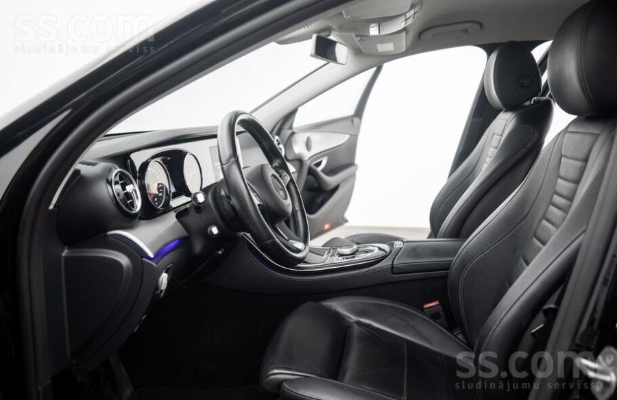 Black Mercedes-Benz E 220 2017 in Tallinn, with an engine capacity of 2.00 L and mileage of 260 thousand km for 16999 €, photo 9 on AUTOMOTO.COM.LV