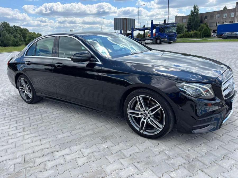 Черный Мерседес E 220 2017 в Таураге, объемом двигателя 1.95 л и пробегом 289 тыс. км за 17300 €, фото 5 на AUTOMOTO.COM.LV