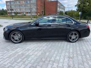 Черный Мерседес E 220 2017 в Таураге, объемом двигателя 1.95 л и пробегом 289 тыс. км за 17300 €, фото 7 на AUTOMOTO.COM.LV
