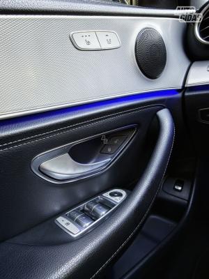 Black Mercedes-Benz E 220 2017 in Vilnius, with an engine capacity of 2.00 L and mileage of 273 thousand km for 23000 €, photo 15 on AUTOMOTO.COM.LV