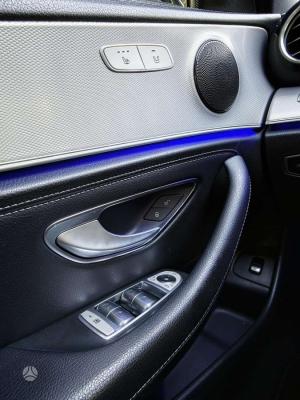 Melns Mercedes-Benz E 220 2017 Viļņa, ar dzinēja tilpumu 1.95 L un nobraukumu 273 tūkst. km par 23000 €, foto 15 vietnē AUTOMOTO.COM.LV
