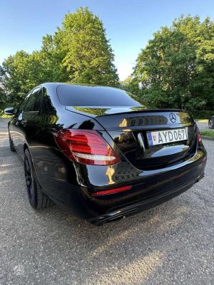 Черный Мерседес E 220 2017 в Кедайняй, объемом двигателя 1.95 л и пробегом 215 тыс. км за 18999 €, фото 7 на AUTOMOTO.COM.LV