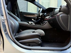 Black Mercedes-Benz E 220 2017 in Vilnius, with an engine capacity of 1.95 L and mileage of 248 thousand km for 19350 €, photo 20 on AUTOMOTO.COM.LV
