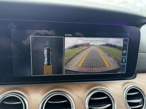 Black Mercedes-Benz E 220 2017 in Raseiniai, with an engine capacity of 1.95 L and mileage of 303 thousand km for 15850 €, photo 16 on AUTOMOTO.COM.LV