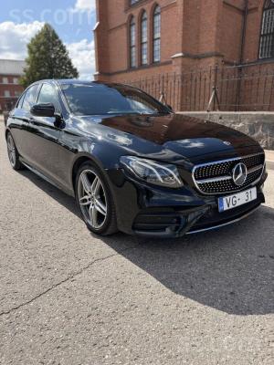 Melns Mercedes-Benz E 220 2017 Rēzekne, ar dzinēja tilpumu 2.00 L un nobraukumu 306 tūkst. km par 17500 €, foto 3 vietnē AUTOMOTO.COM.LV