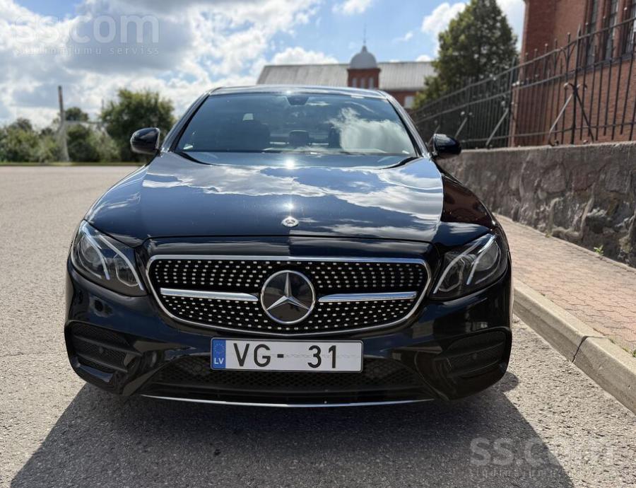 Melns Mercedes-Benz E 220 2017 Rēzekne, ar dzinēja tilpumu 2.00 L un nobraukumu 306 tūkst. km par 17500 €, foto 4 vietnē AUTOMOTO.COM.LV