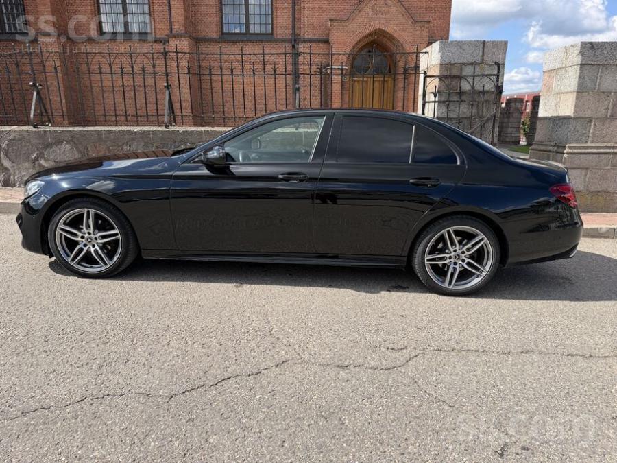 Melns Mercedes-Benz E 220 2017 Rēzekne, ar dzinēja tilpumu 2.00 L un nobraukumu 306 tūkst. km par 17500 €, foto 11 vietnē AUTOMOTO.COM.LV
