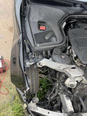 Black Mercedes-Benz E 220 2017 in Kaunas, with an engine capacity of 1.95 L and mileage of 293 thousand km for 7900 €, photo 12 on AUTOMOTO.COM.LV