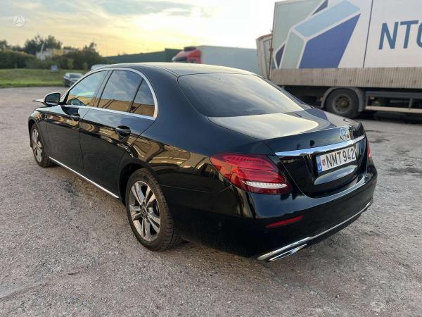 Черный Мерседес E 220 2017 в Каунас, объемом двигателя 1.95 л и пробегом 293 тыс. км за 7950 €, фото 5 на AUTOMOTO.COM.LV