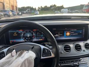 Черный Мерседес E 220 2017 в Каунас, объемом двигателя 1.95 л и пробегом 293 тыс. км за 7950 €, фото 19 на AUTOMOTO.COM.LV