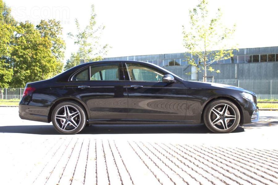 Melns Mercedes-Benz E 220 2017 Cēsis, ar dzinēja tilpumu 2.00 L un nobraukumu 212 tūkst. km par 25000 €, foto 4 vietnē AUTOMOTO.COM.LV