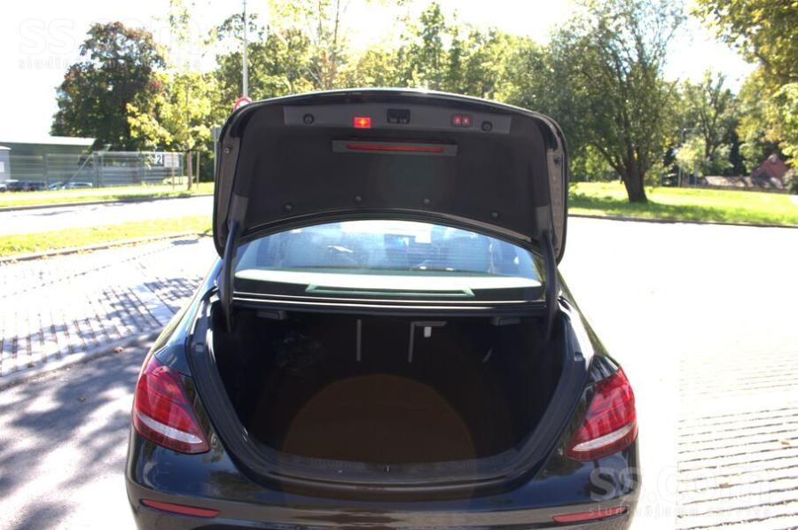 Melns Mercedes-Benz E 220 2017 Cēsis, ar dzinēja tilpumu 2.00 L un nobraukumu 212 tūkst. km par 25000 €, foto 9 vietnē AUTOMOTO.COM.LV