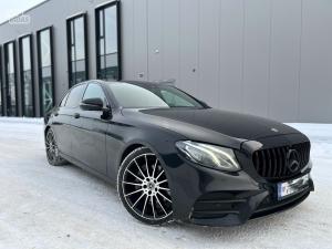 Melns Mercedes-Benz E 220 2018 Viļņa, ar dzinēja tilpumu 2.00 L un nobraukumu 272 tūkst. km par 23499 €, foto  vietnē AUTOMOTO.COM.LV