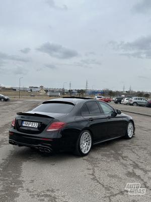 Черный Мерседес E 220 2018 в Каунас, объемом двигателя 2.00 л и пробегом 277 тыс. км за 23500 €, фото 8 на AUTOMOTO.COM.LV