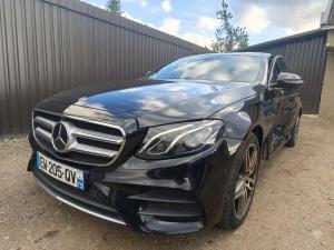Черный Мерседес E 220 2018 в Каунас, объемом двигателя 1.95 л и пробегом 235 тыс. км за 12700 €, фото 4 на AUTOMOTO.COM.LV