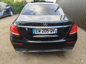 Черный Мерседес E 220 2018 в Каунас, объемом двигателя 1.95 л и пробегом 235 тыс. км за 12700 €, фото 9 на AUTOMOTO.COM.LV
