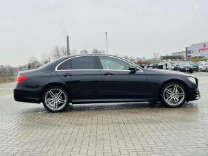 Melns Mercedes-Benz E 220 2019 Kauņa, ar dzinēja tilpumu 1.95 L un nobraukumu 192 tūkst. km par 19800 €, foto 3 vietnē AUTOMOTO.COM.LV