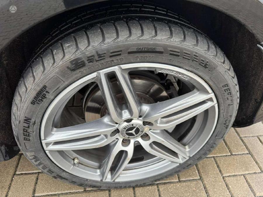 Melns Mercedes-Benz E 220 2019 Kauņa, ar dzinēja tilpumu 1.95 L un nobraukumu 192 tūkst. km par 19800 €, foto 19 vietnē AUTOMOTO.COM.LV