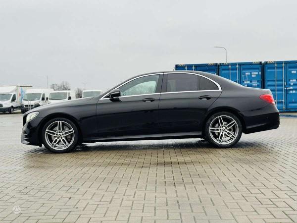 Melns Mercedes-Benz E 220 2019 Kauņa, ar dzinēja tilpumu 1.95 L un nobraukumu 192 tūkst. km par 18999 €, foto 3 vietnē AUTOMOTO.COM.LV