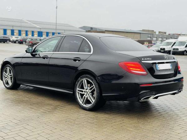 Melns Mercedes-Benz E 220 2019 Kauņa, ar dzinēja tilpumu 1.95 L un nobraukumu 192 tūkst. km par 18999 €, foto 4 vietnē AUTOMOTO.COM.LV