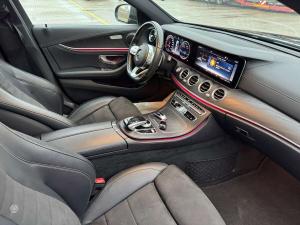 Black Mercedes-Benz E 220 2019 in Kaunas, with an engine capacity of 1.95 L and mileage of 192 thousand km for 18999 €, photo 6 on AUTOMOTO.COM.LV