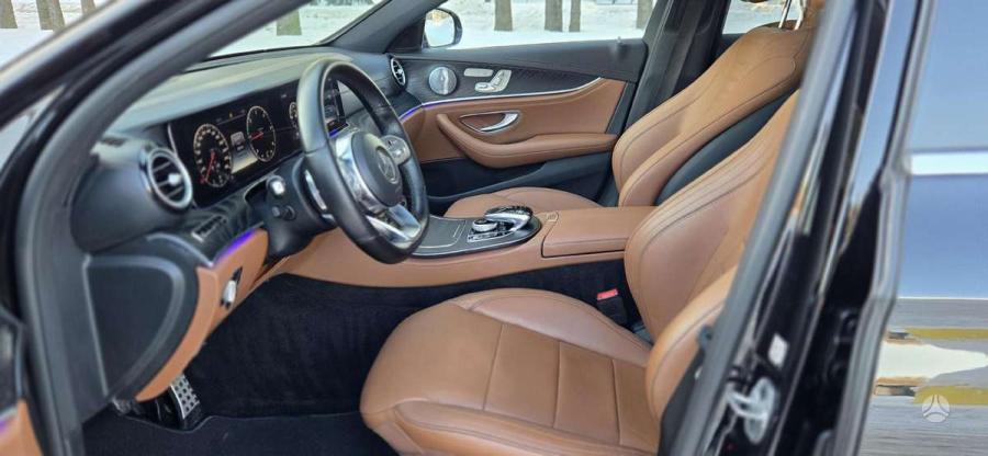 Black Mercedes-Benz E 220 2019 in Vilnius, with an engine capacity of 1.95 L and mileage of 239 thousand km for 22950 €, photo 8 on AUTOMOTO.COM.LV